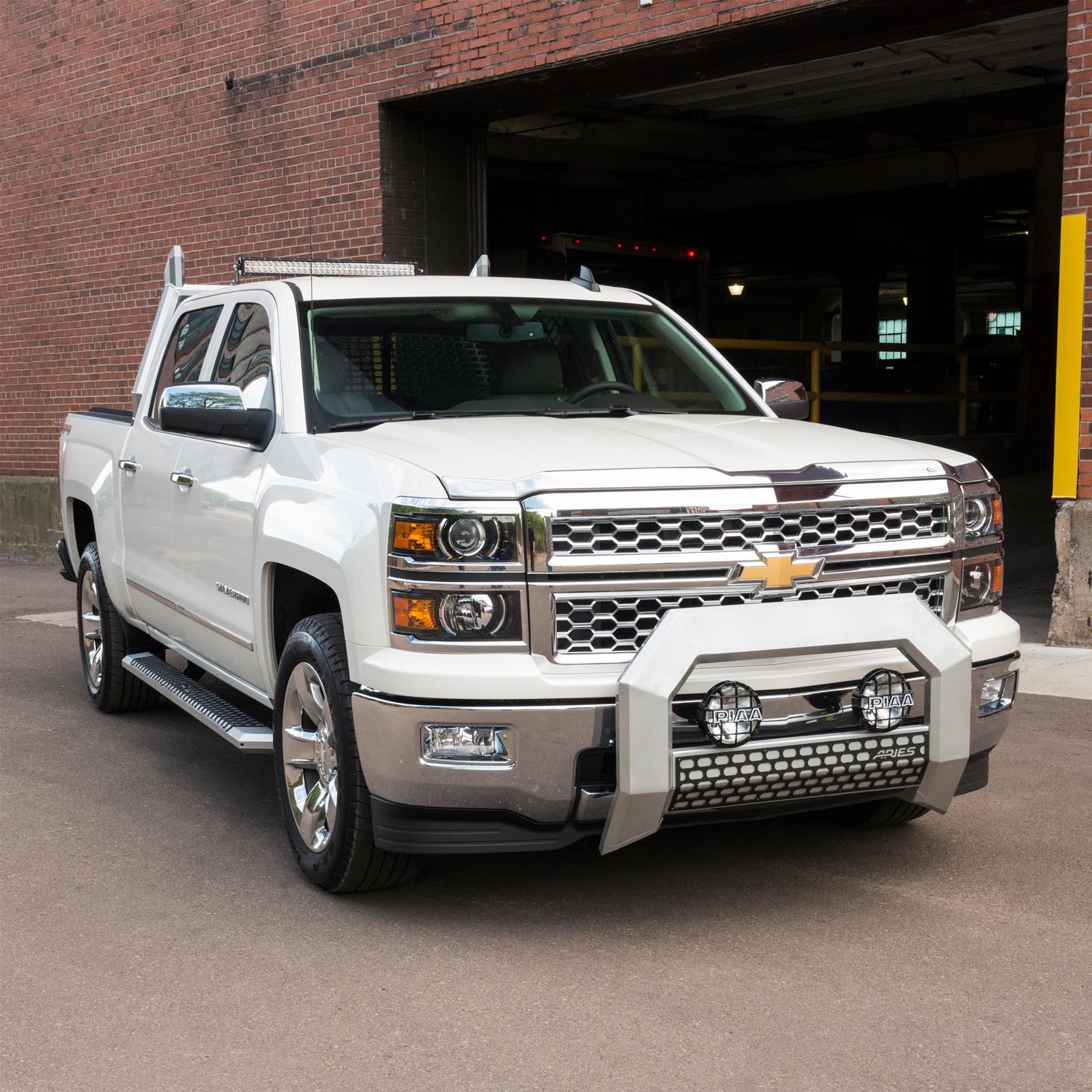 ARIES Automotive 2154000 Aries Automotive AdvantEDGE 5.5 in. Bull Bars ...