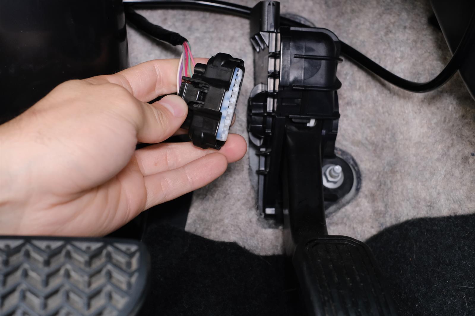 Bully Dog 49003EO Bully Dog Thruster Throttle Boosters | Summit Racing