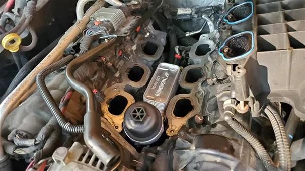 Mishimoto MMOFH-JK-12 Mishimoto Aluminum Oil Filter Housing Kits ...