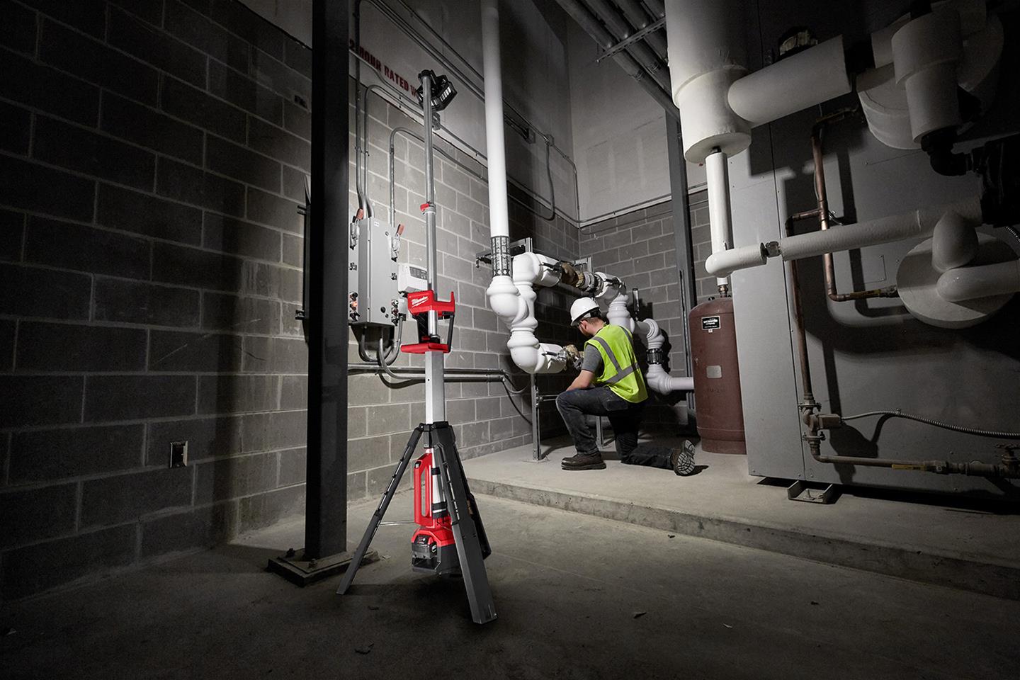 Milwaukee Tool 2131-20 Milwaukee M18 ROCKET Dual Power Tower Lights ...