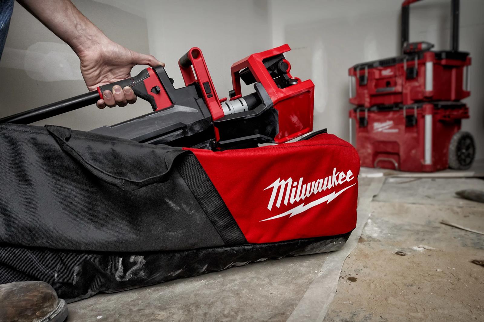 Milwaukee Tool 2136-20 Milwaukee M18 ROCKET Tower Lights | Summit Racing