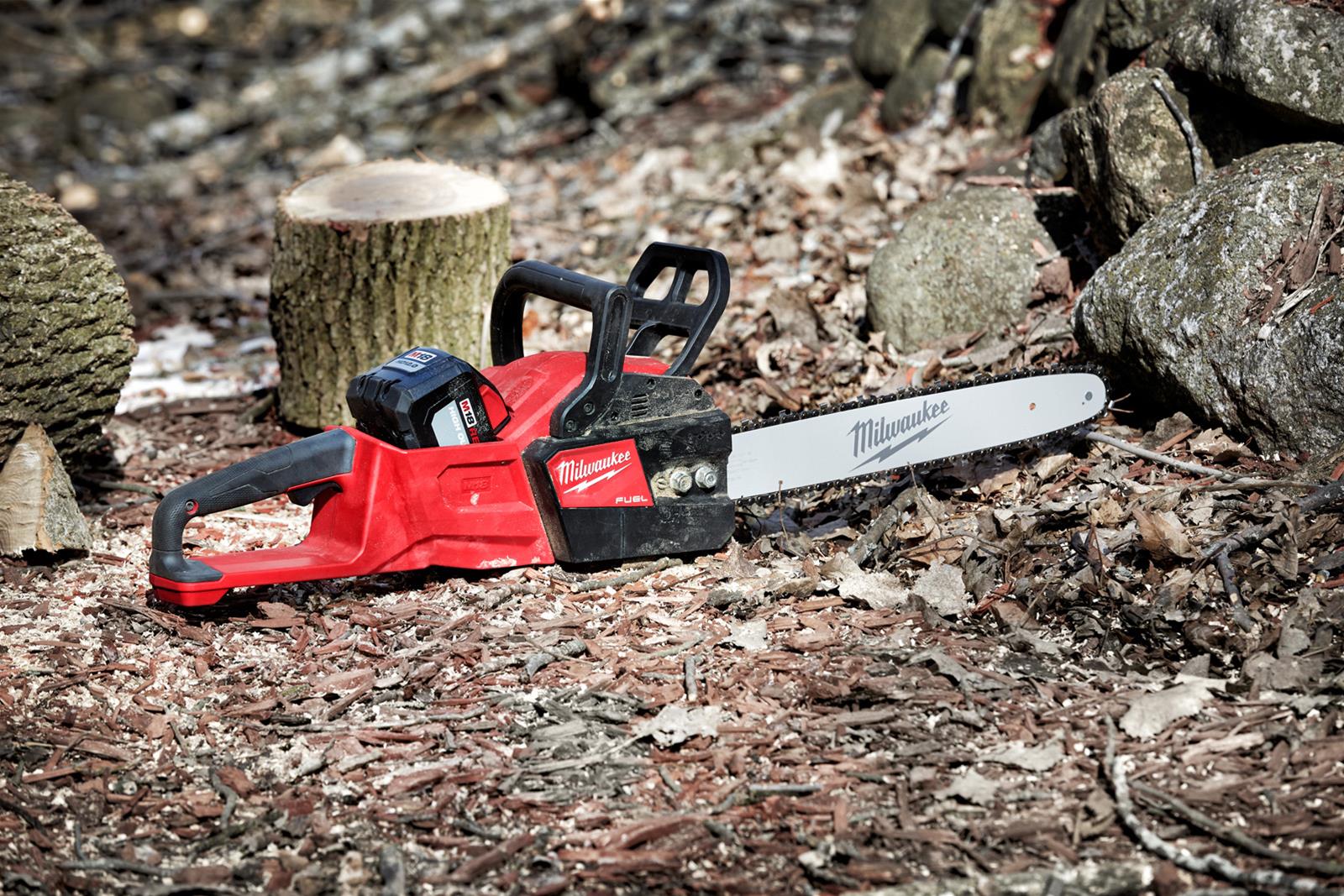 Milwaukee Tool 2727-21HD Milwaukee M18 FUEL 16 in. Chainsaws | Summit ...