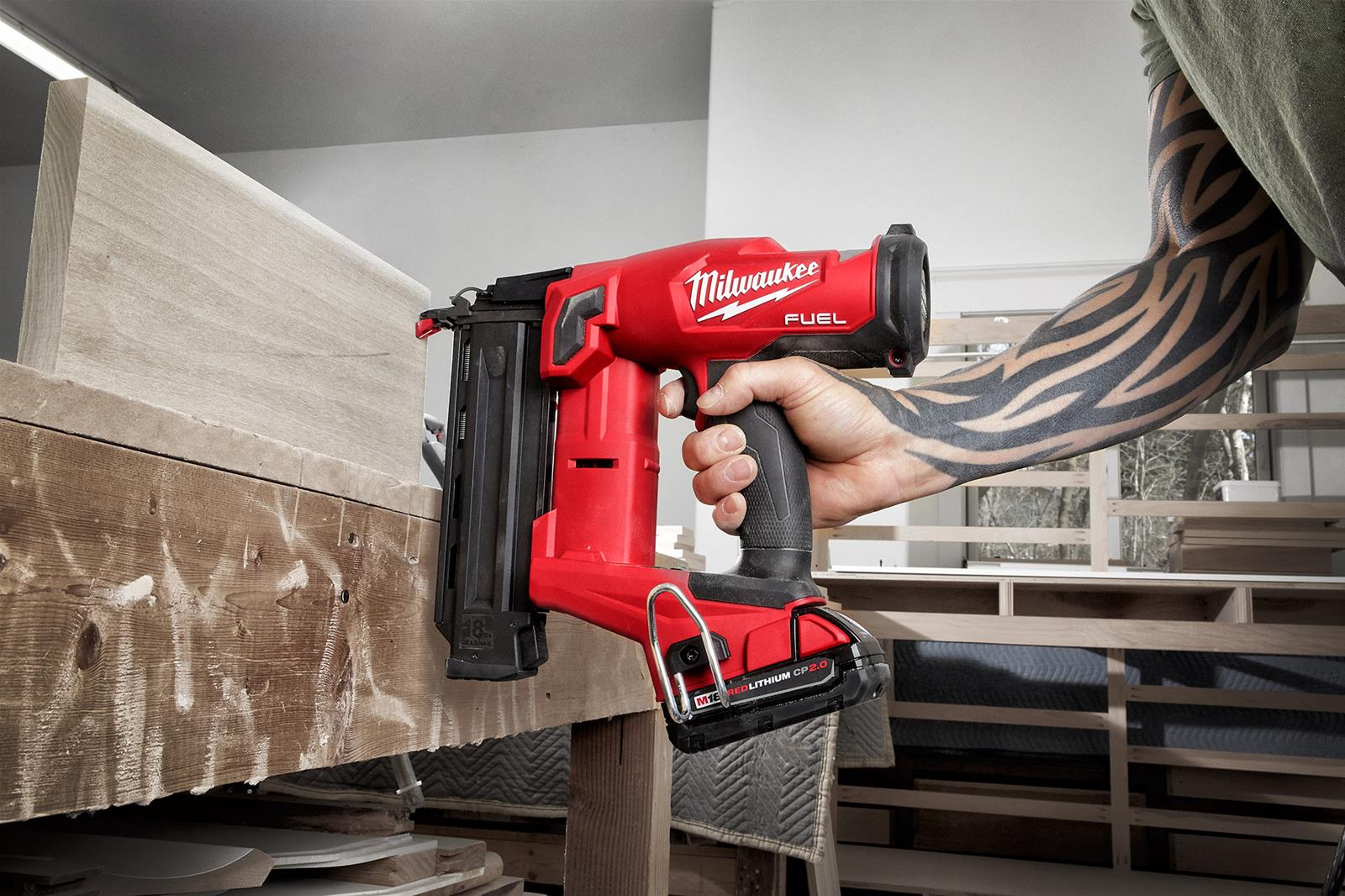 Milwaukee Tool 2746-20 Milwaukee M18 FUEL 18-Gauge Brad Nailers ...