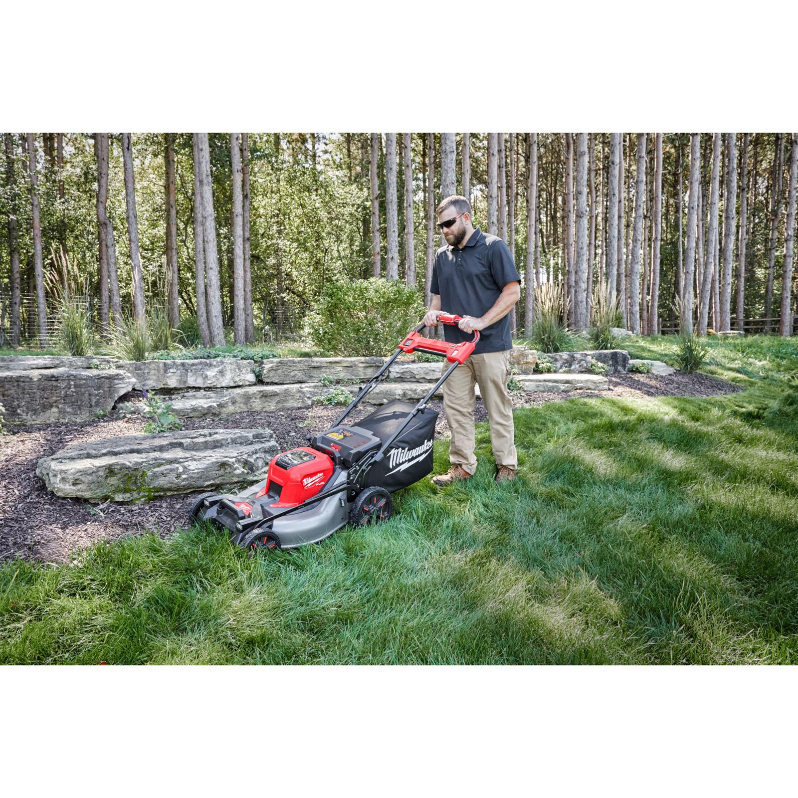Milwaukee Tool 2823-22HD Milwaukee M18 FUEL 21 in. Self-Propelled Dual ...