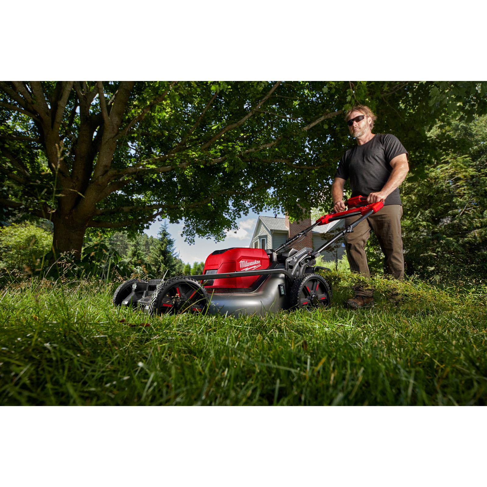 Milwaukee Tool 2823-22HD Milwaukee M18 FUEL 21 in. Self-Propelled Dual ...
