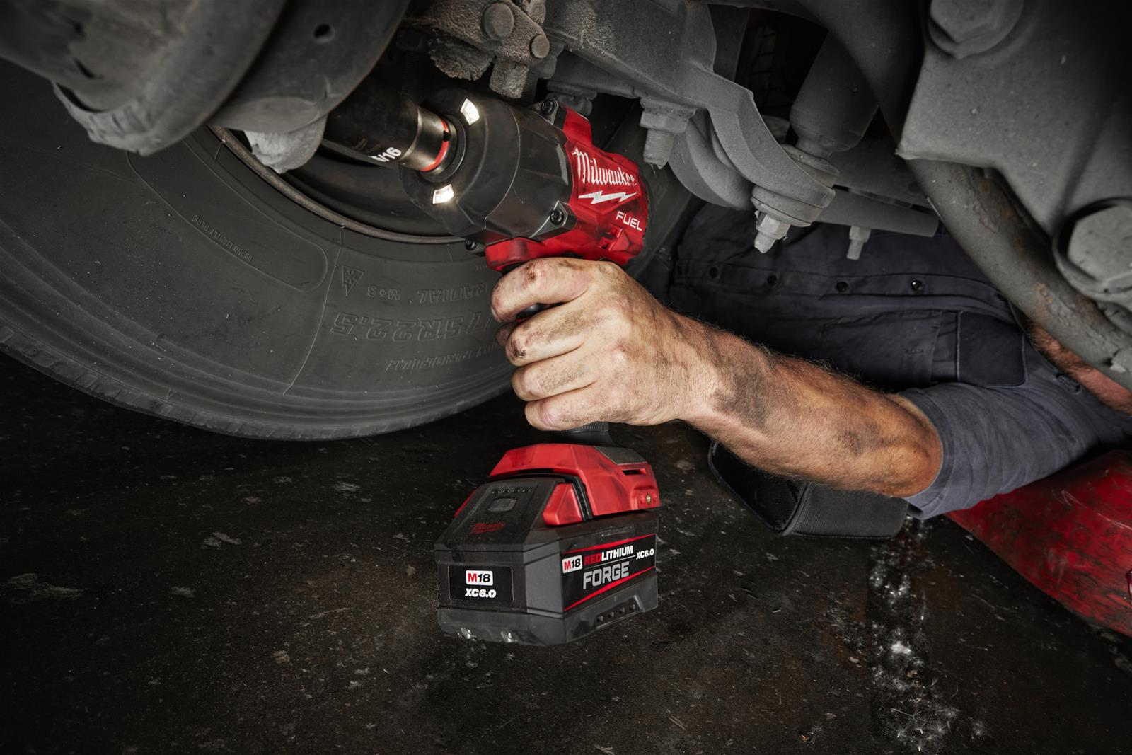 Milwaukee Tool 2967-20 Milwaukee M18 FUEL 1/2 in. High-Torque Impact ...