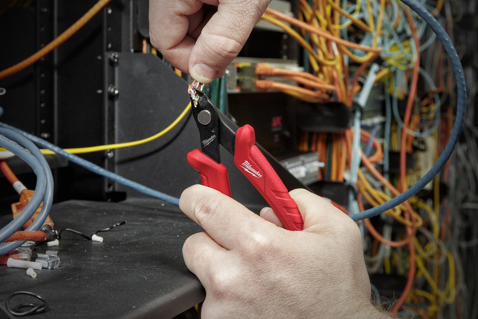 Milwaukee Tool 48-22-6105 Milwaukee Mini Flush Cutters | Summit Racing