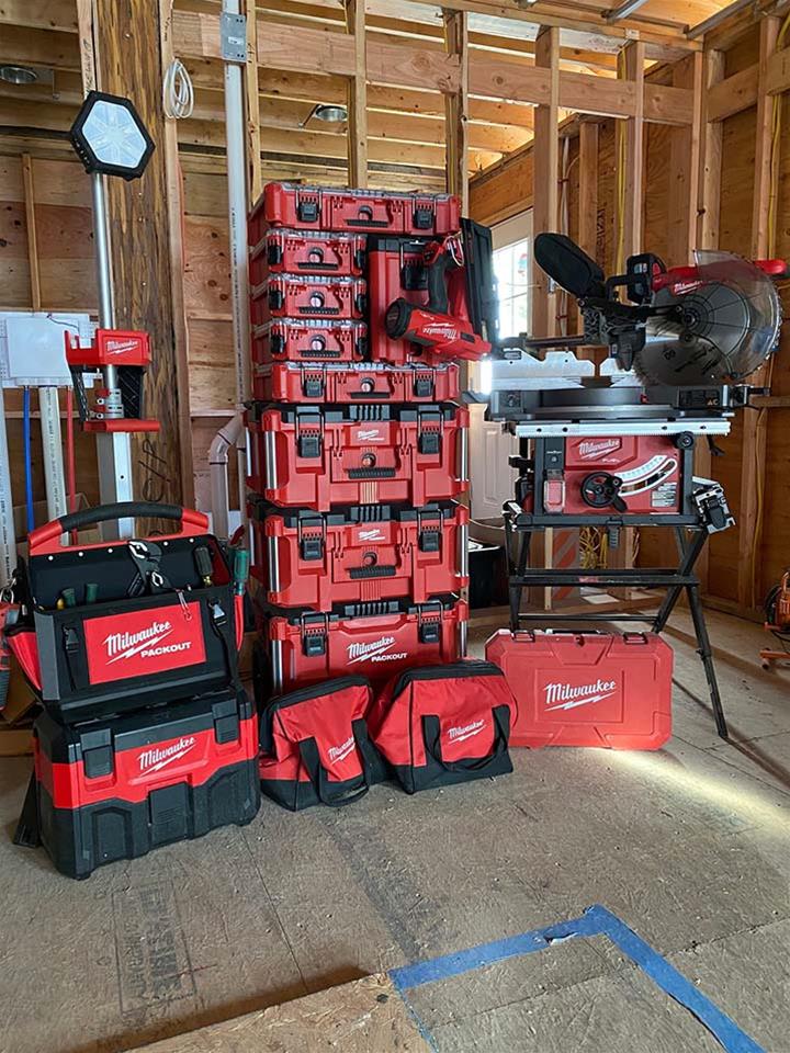 Milwaukee Tool 48-22-8425 Milwaukee PACKOUT Large Tool Boxes | Summit ...