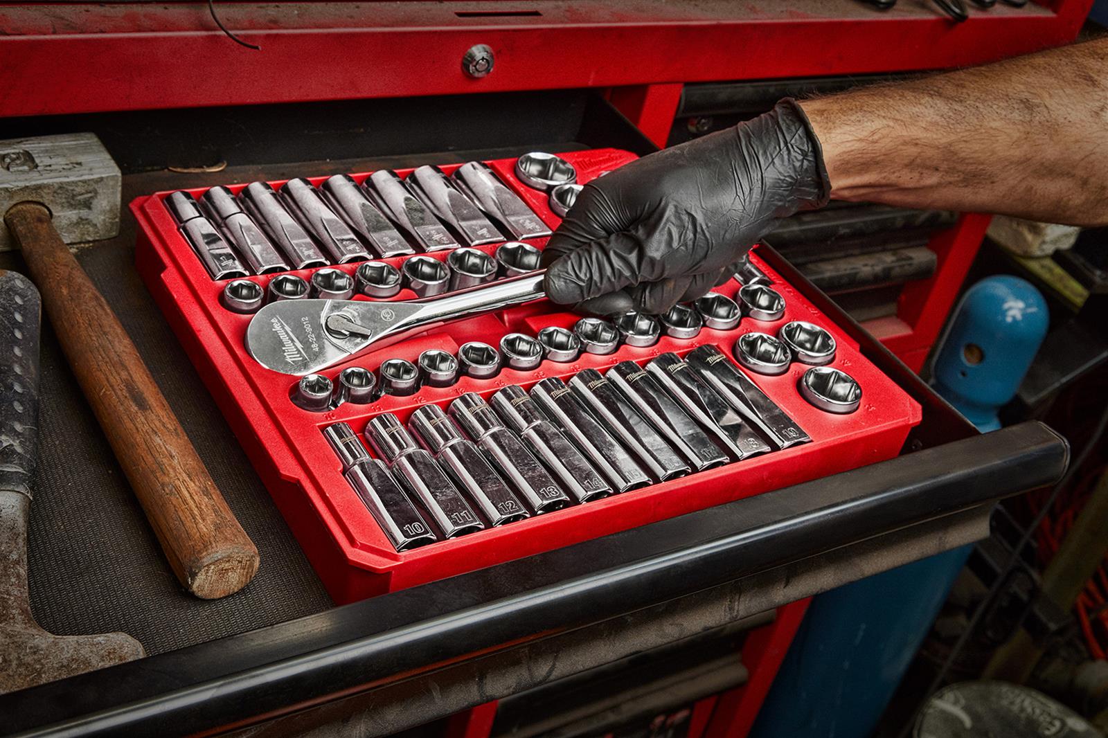 Milwaukee Tool 48-22-9010 Milwaukee 47-Piece Ratchet and Socket Sets | Summit Racing