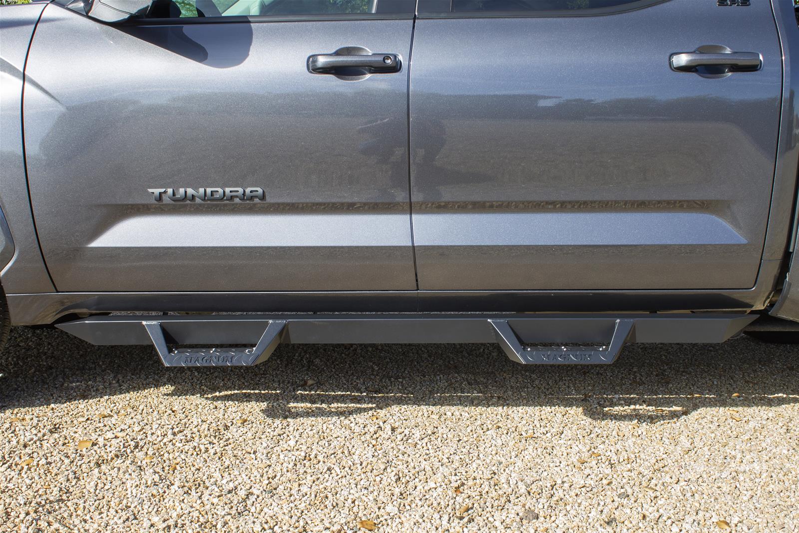 Raptor Series RTS81TY Raptor Series Magnum RT Drop Steps | Summit Racing