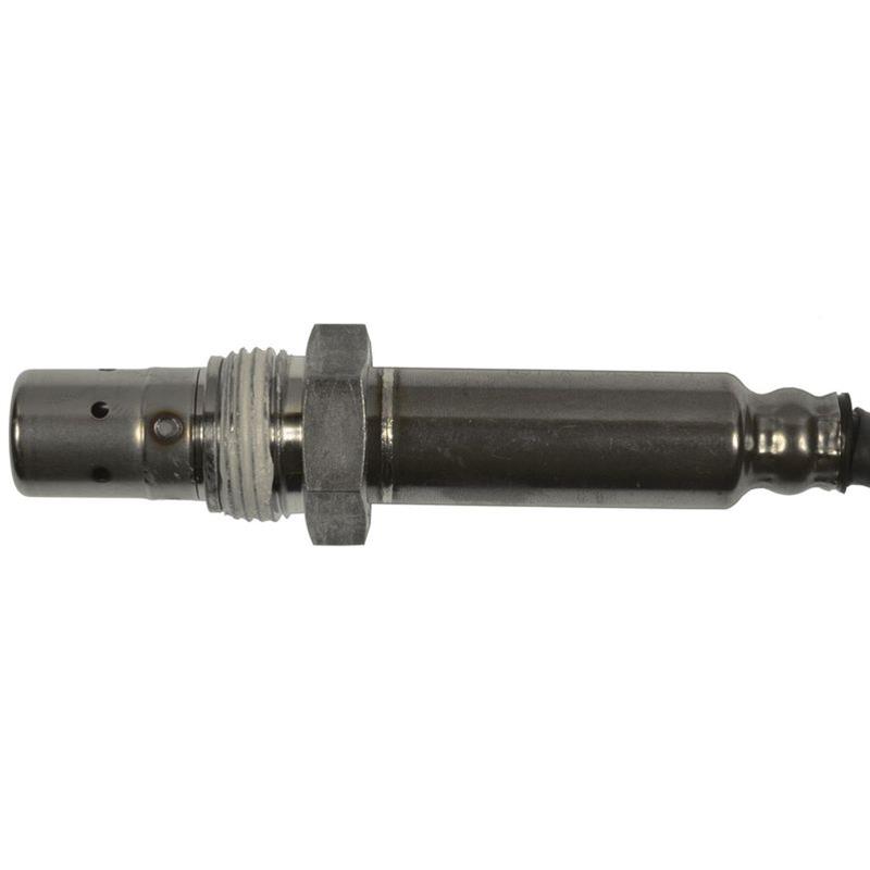 Standard Motor Products NOX018 Standard Motor Nitrogen Oxide Sensors ...