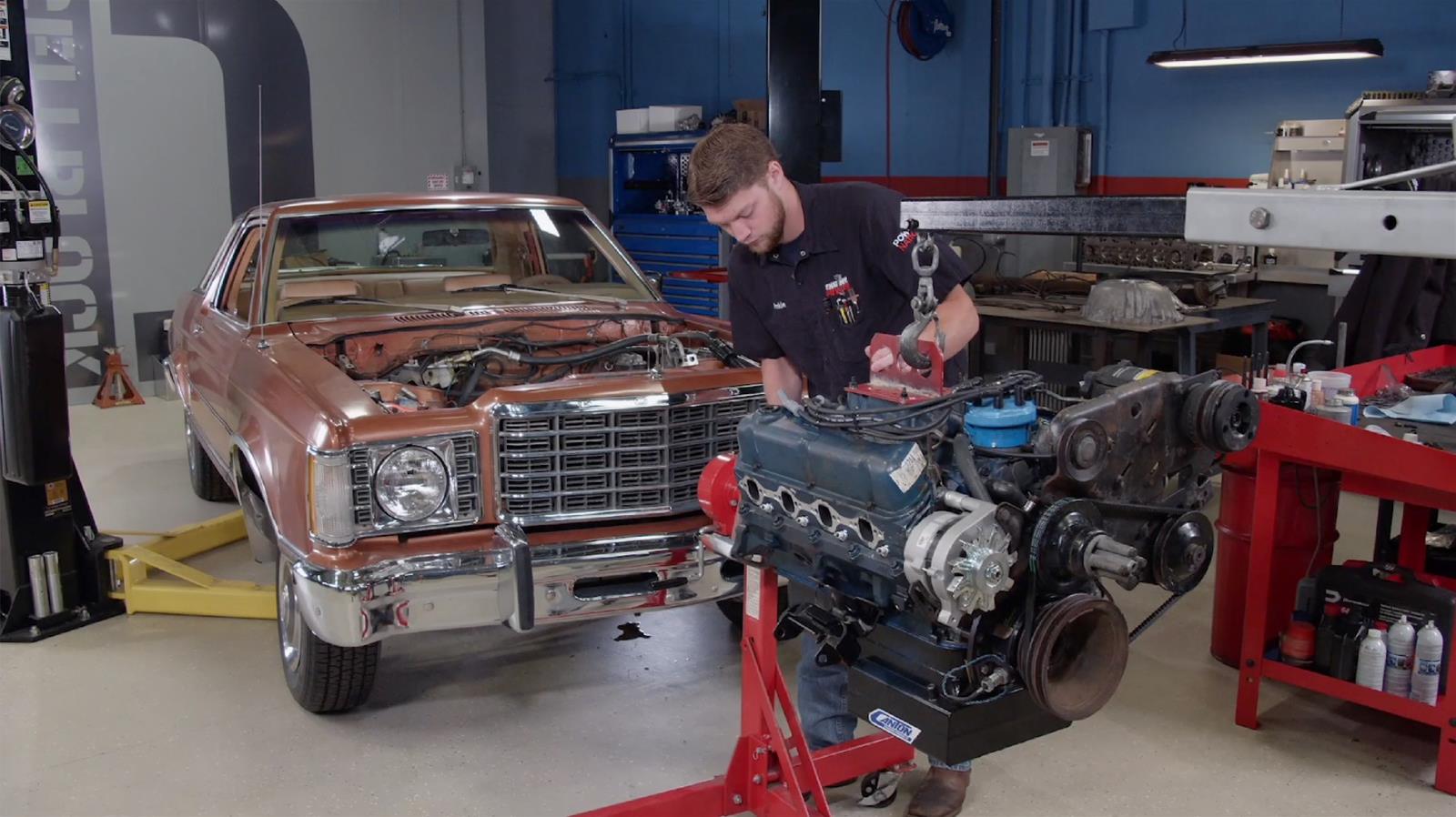 Summit Racing SUM-CSUMEPSG004 Engine Power Sleeper Granada 1977 Ford ...