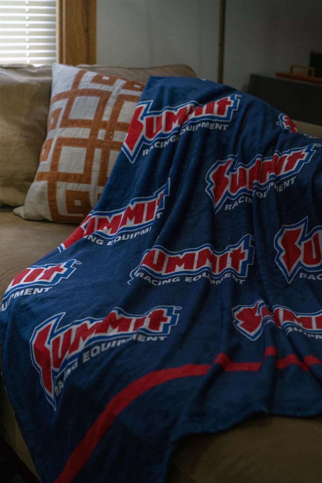 Summit Racing SUM-P1126 Summit Racing™ Flannel Throw Blankets | Summit ...