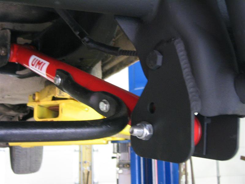 UMI Performance 301516-B UMI Performance Rear Non-Adjustable Upper and ...